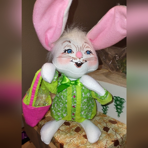 Annalee | Other | Annalee 3 Spring Girl Bunny Rabbit Poseable Doll Euc ...